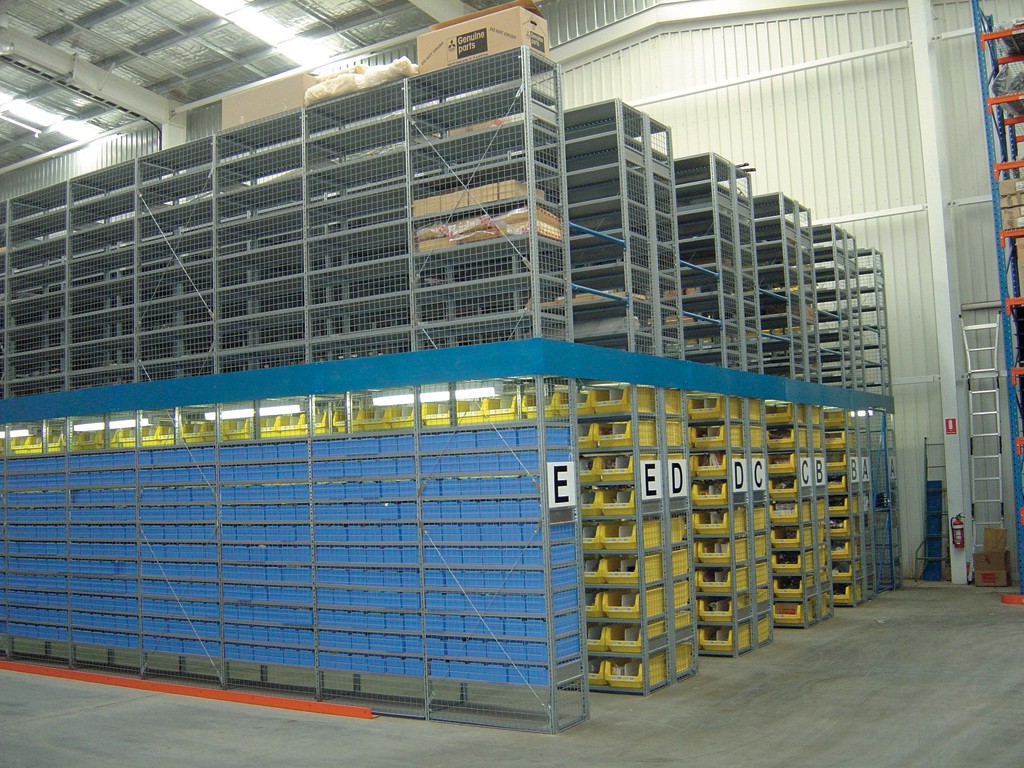 SSI Schaefer R3000-Modular Shelving | Materials Handling