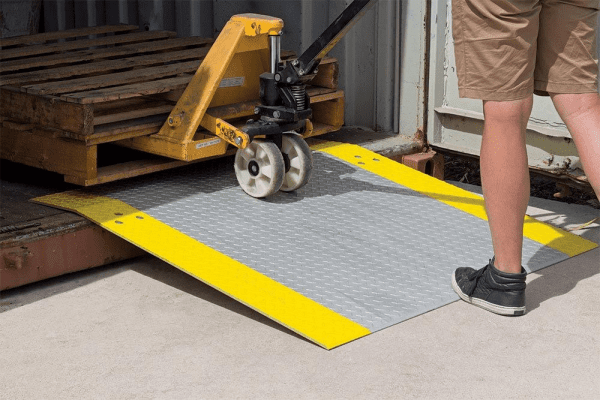 Ramps Aluminium Dock Plate - Materials Handling