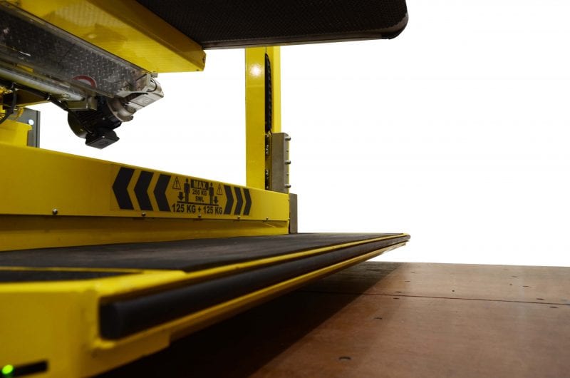 Container Unloading Conveyor - Destuff-IT - Materials Handling