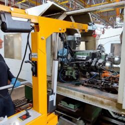 Floor Crane Mobile Counterbalanced - Materials Handling