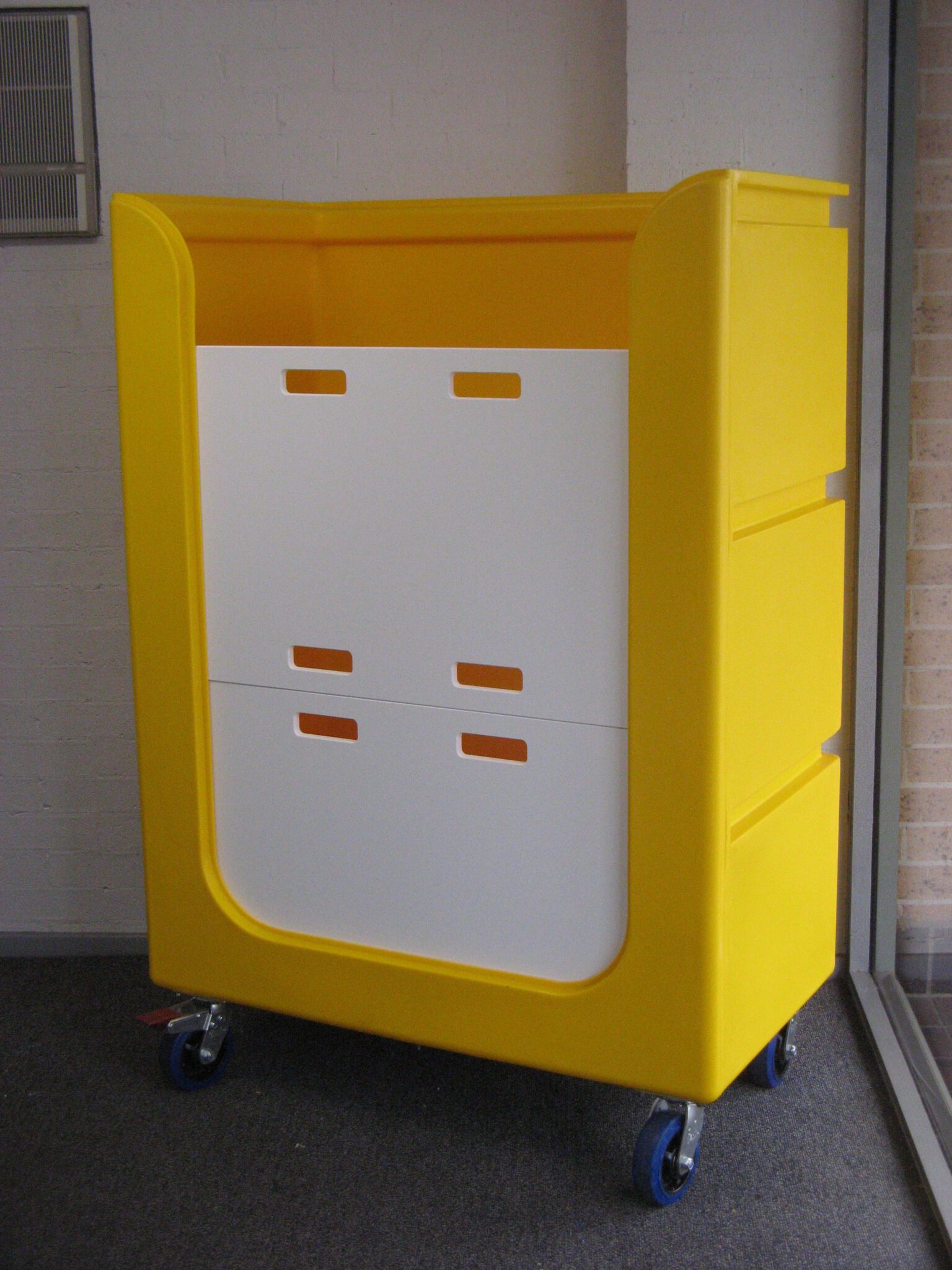 Laundry and Linen Trolleys - Materials Handling