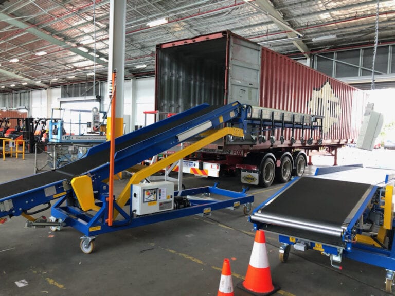 Trailer Unloading Conveyor - Materials Handling