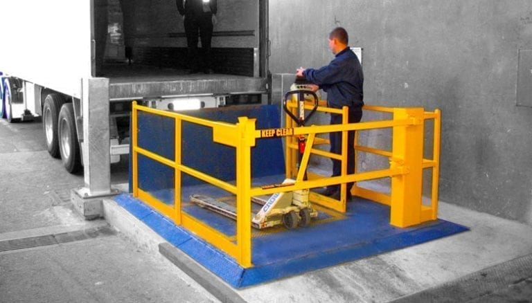 Loading Dock Lifting Platforms - Materials Handling