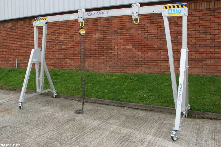 Porta-Gantry Aluminium Gantry - Materials Handling